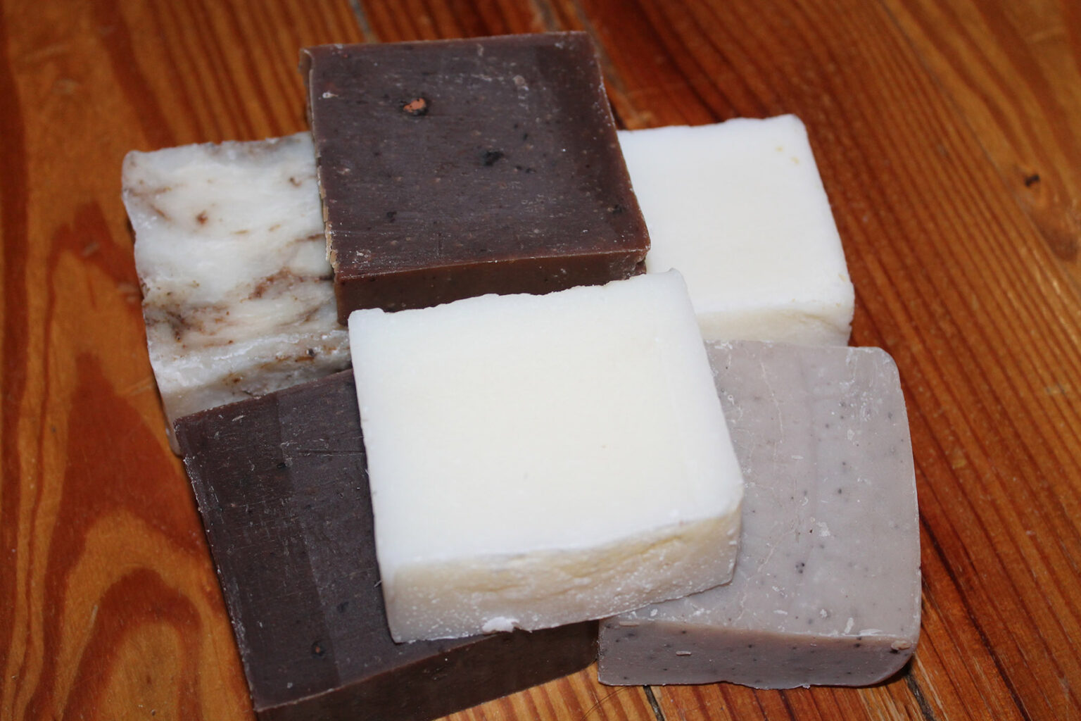 Simple Lye Soap Recipe - Countryside
